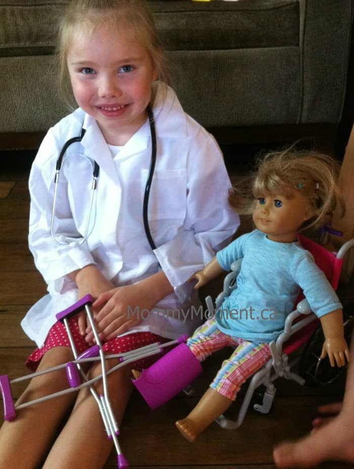 Win a complete doctor set for your 18 inch doll #giveaway - Mommy Moment